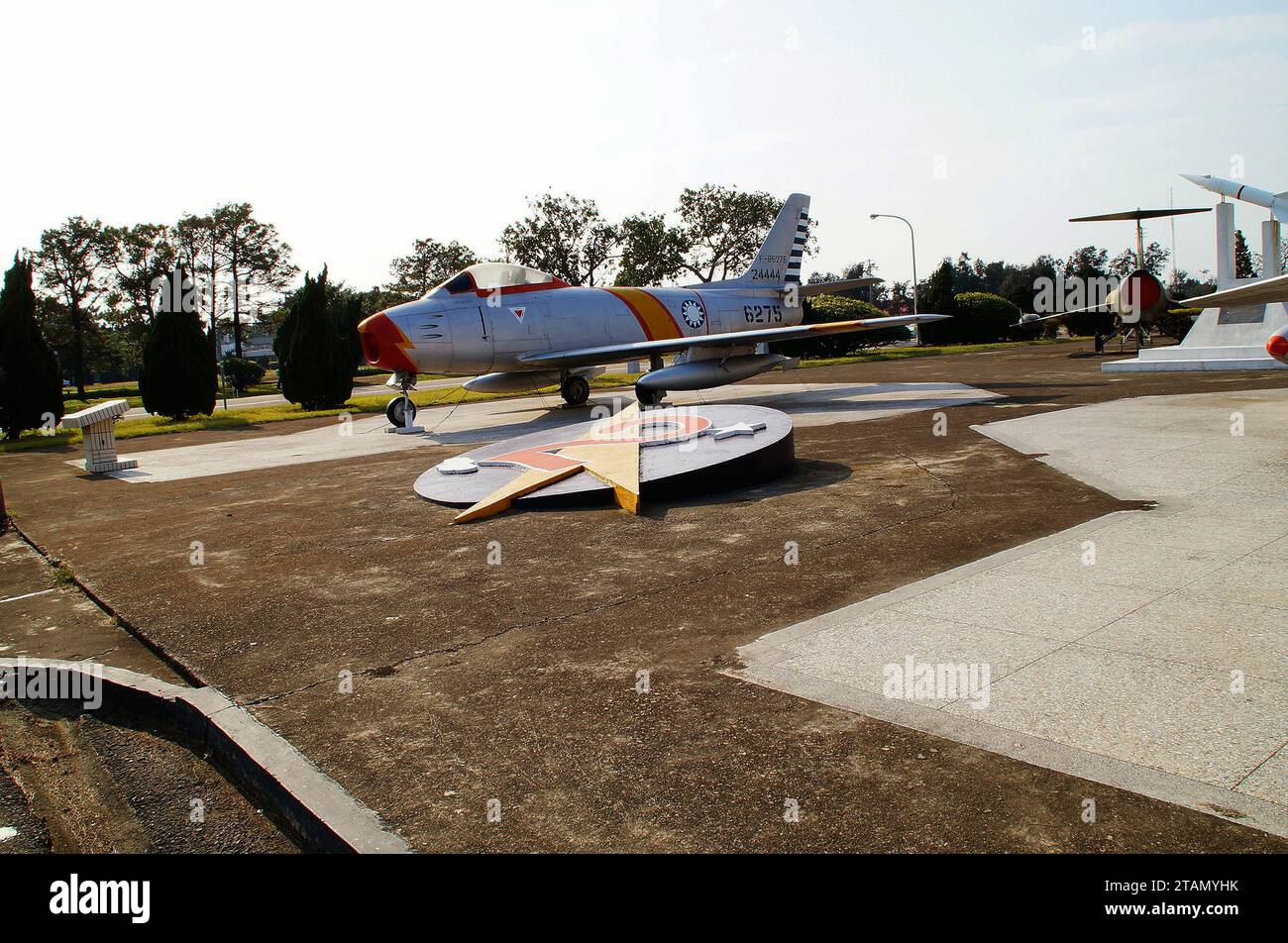 Old fighter jets hi-res stock photography and images - Alamy