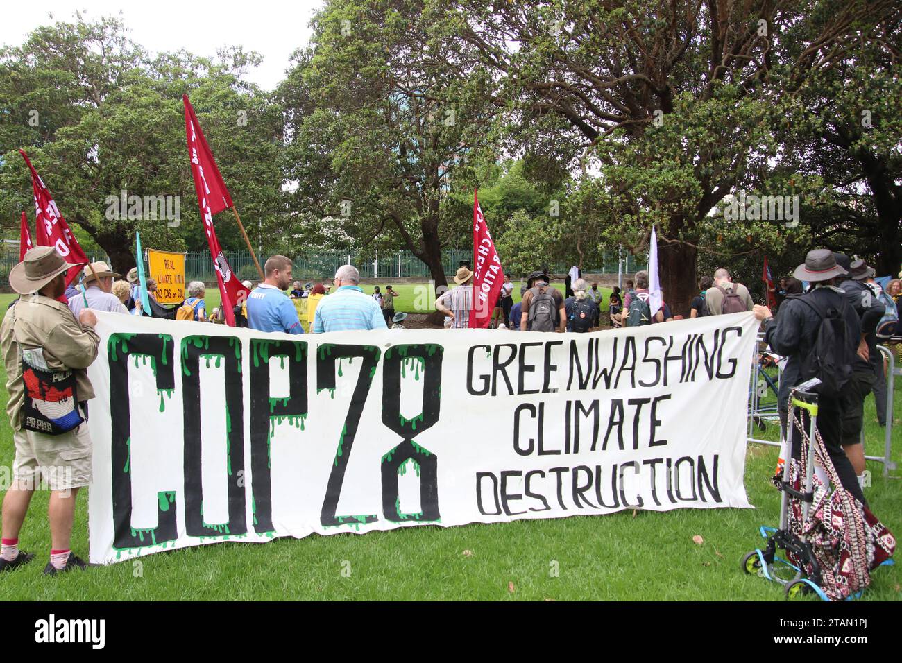 Cop28 protest sydney hi-res stock photography and images - Alamy
