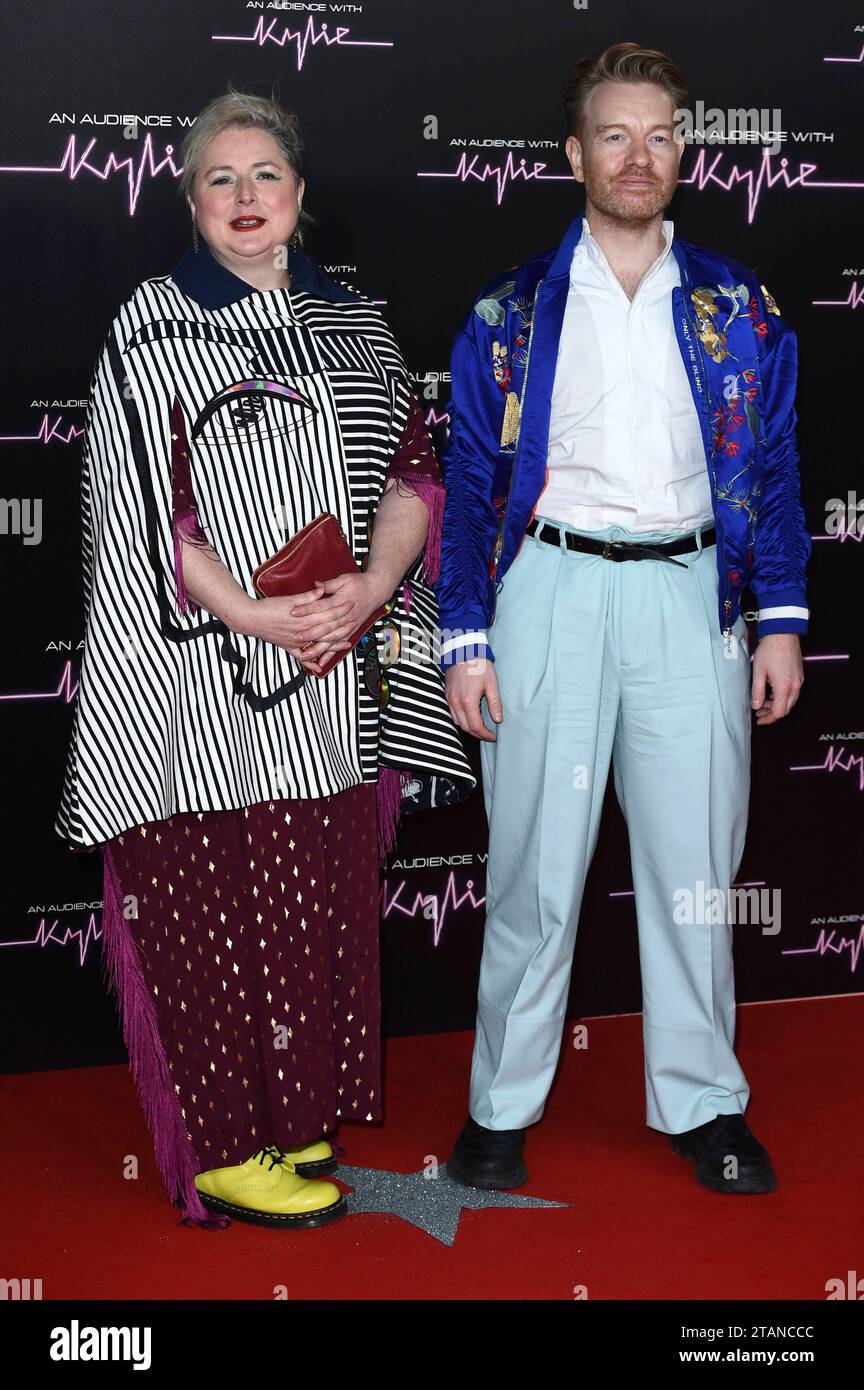 mit Freund Kevin Joseph Brady bei der Ankunft zum Konzert An Audience ...