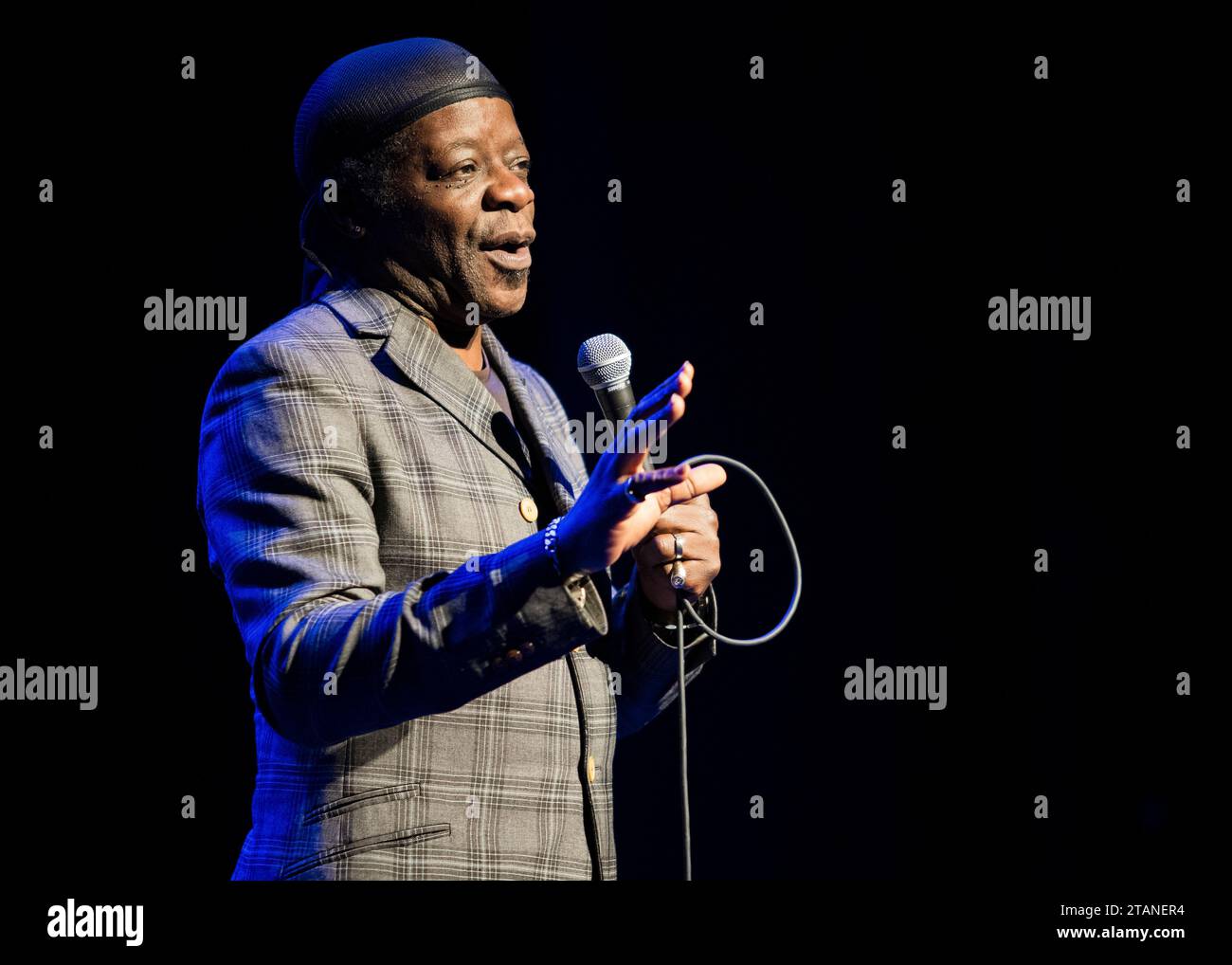 Stephen K Amos, Stand Up Comedian, Oxymoron UK Tour, Palace Theatre ...