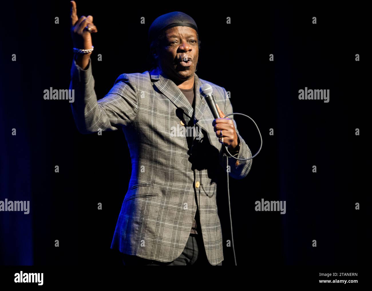 Stephen K Amos, Stand Up Comedian, Oxymoron UK Tour, Palace Theatre ...