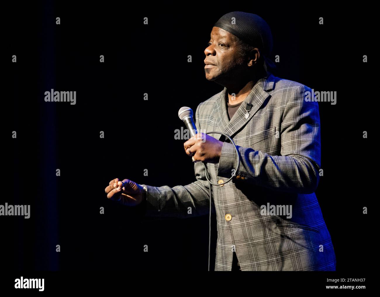 Stephen K Amos, Stand Up Comedian, Oxymoron UK Tour, Palace Theatre ...