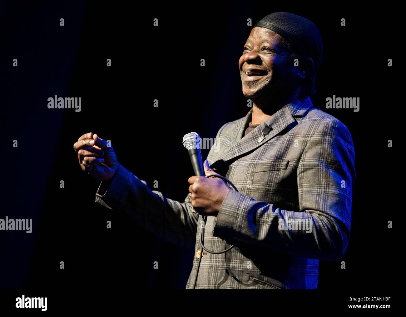 Stephen K Amos, Stand Up Comedian, Oxymoron UK Tour, Palace Theatre ...