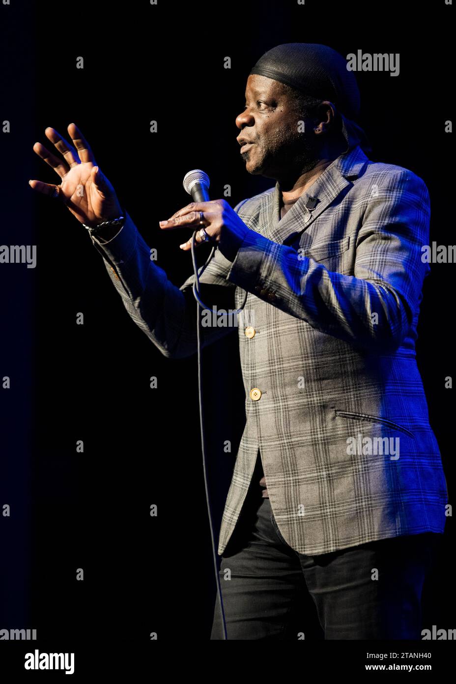 Stephen K Amos, Stand Up Comedian, Oxymoron UK Tour, Palace Theatre ...