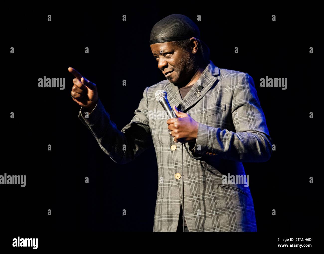 Stephen K Amos, Stand Up Comedian, Oxymoron UK Tour, Palace Theatre ...