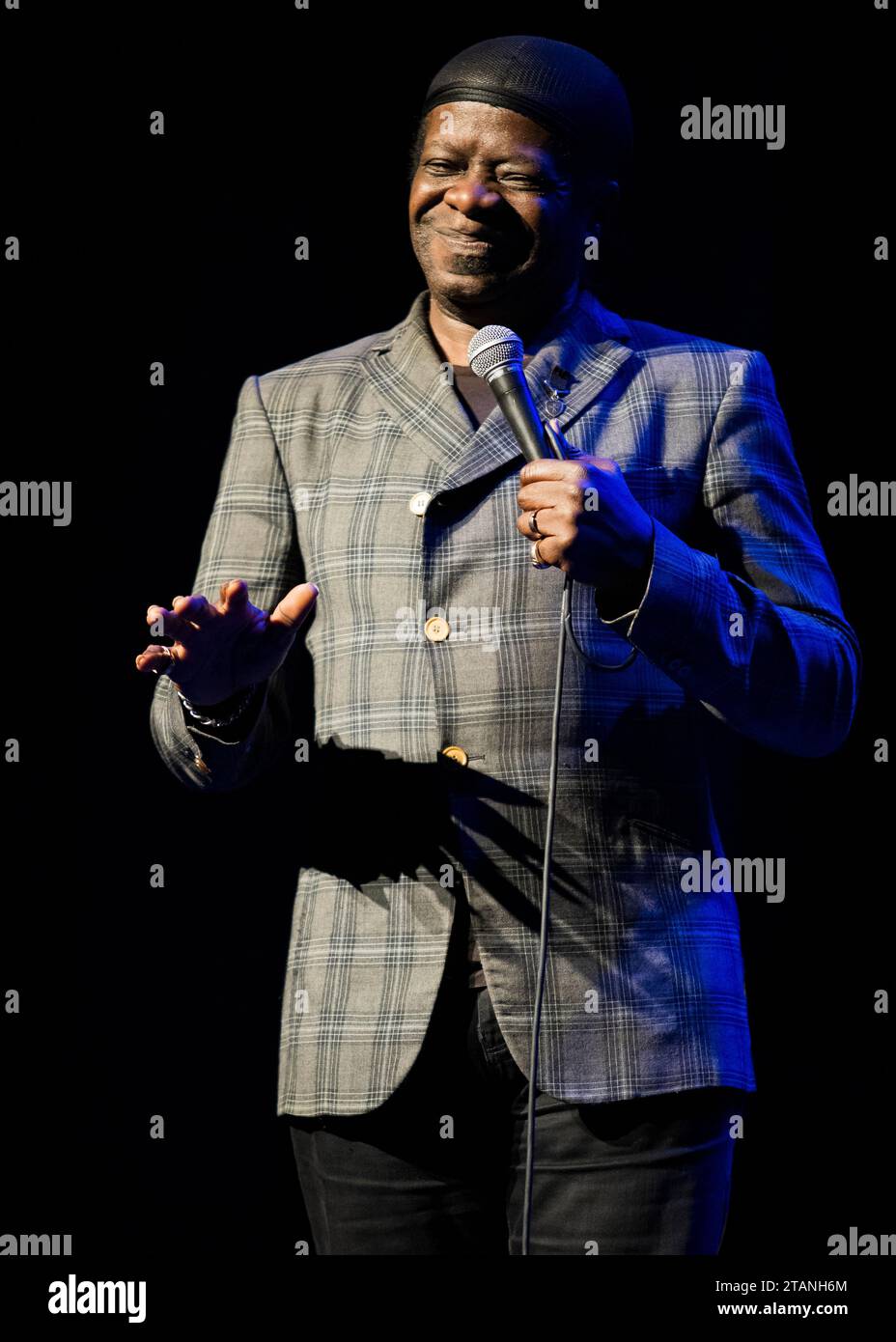 Stephen K Amos, Stand Up Comedian, Oxymoron UK Tour, Palace Theatre ...