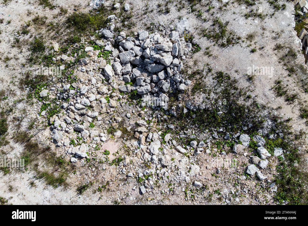 Limestone blocks hi-res stock photography and images - Alamy