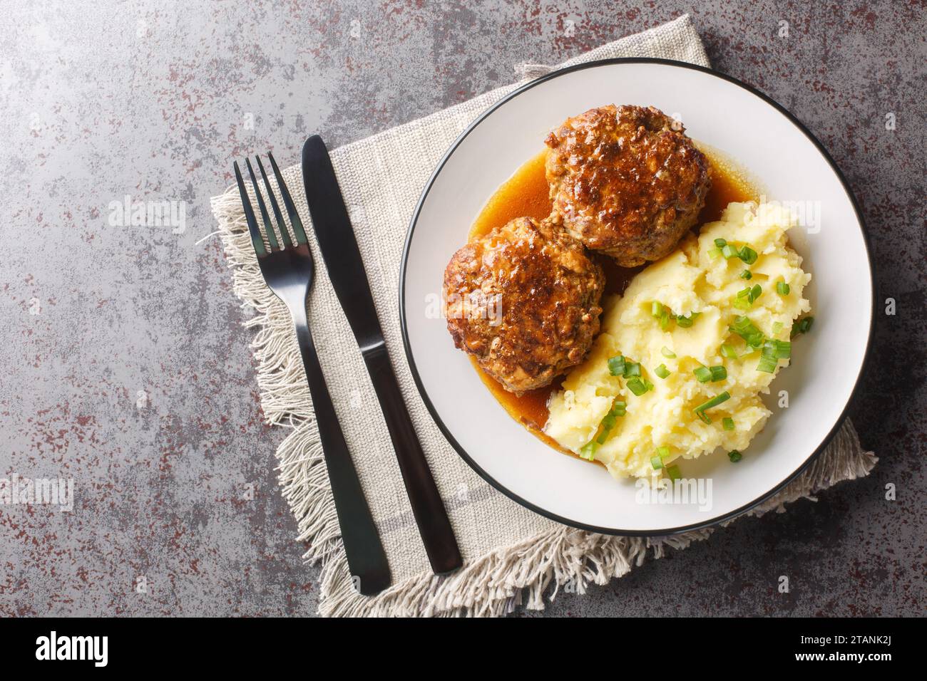 Gehaktbal hi-res stock photography and images - Alamy