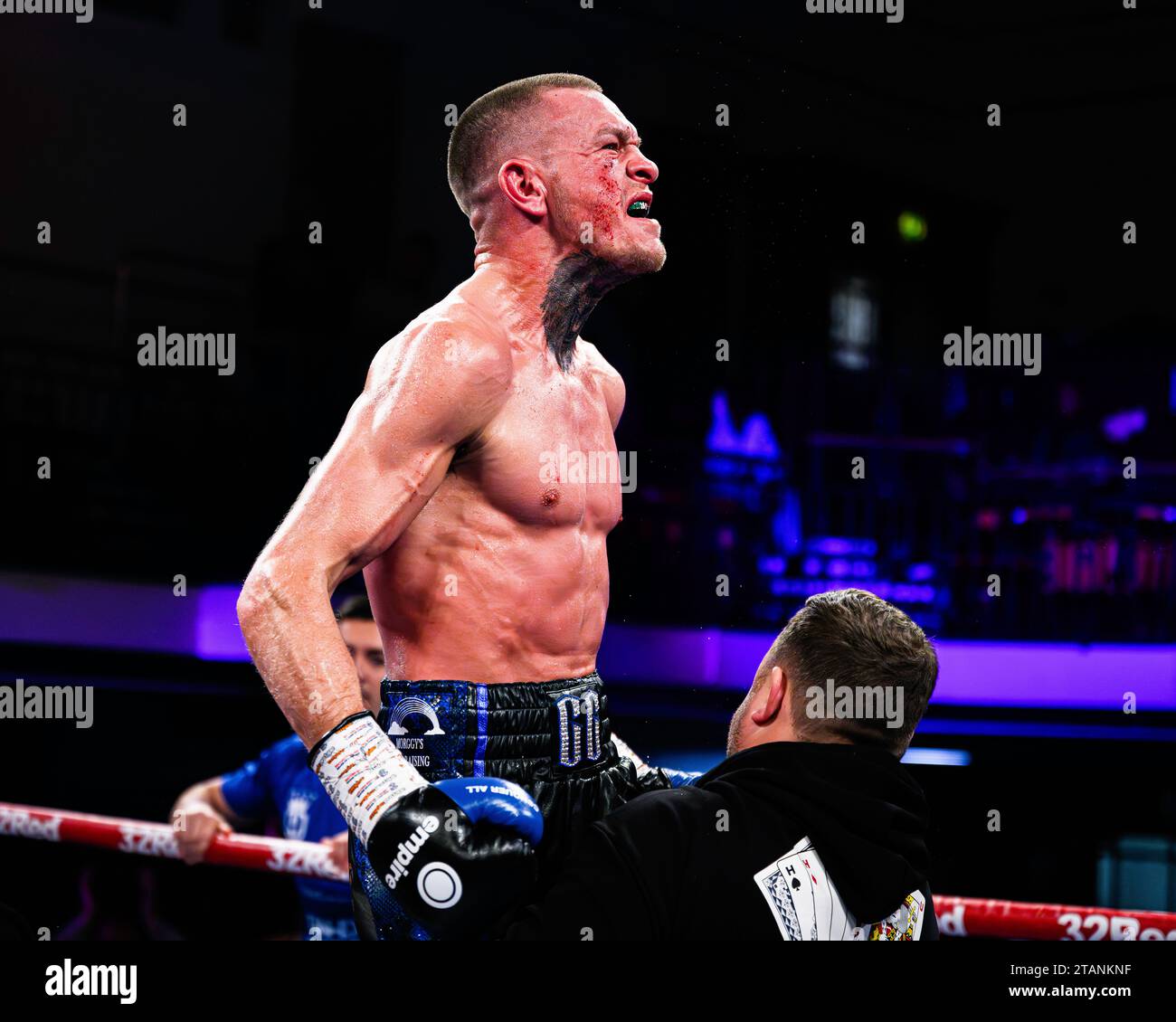 Super lightweight boxer hi-res stock photography and images - Alamy