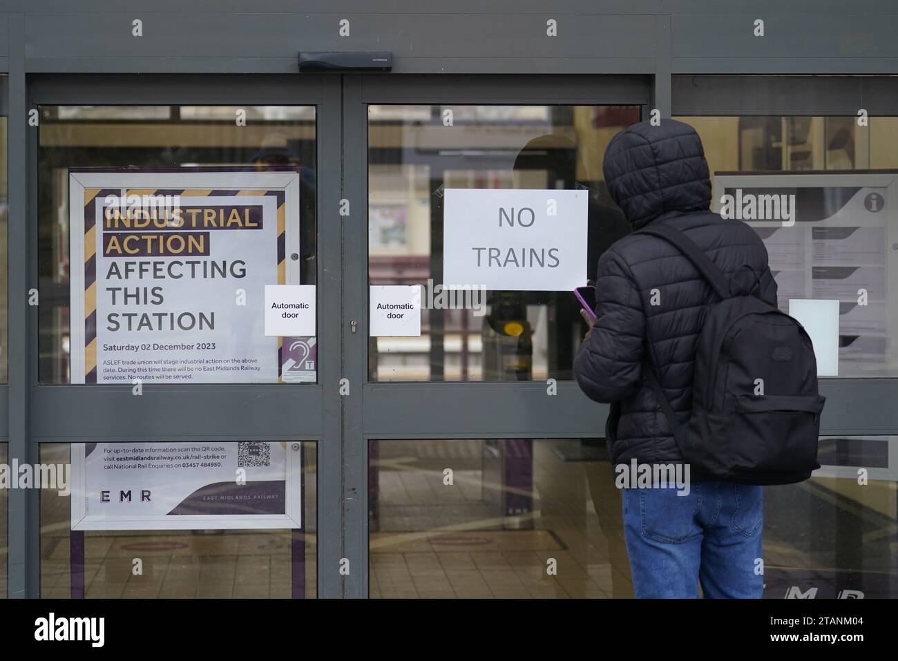 Kettering station hi-res stock photography and images - Alamy
