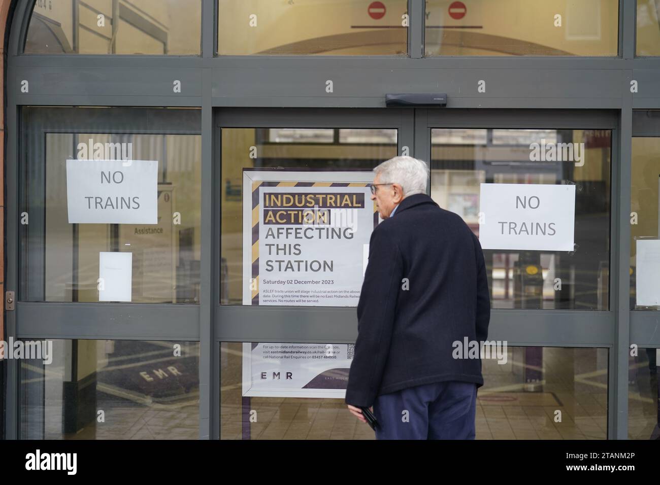 Kettering station hi-res stock photography and images - Alamy