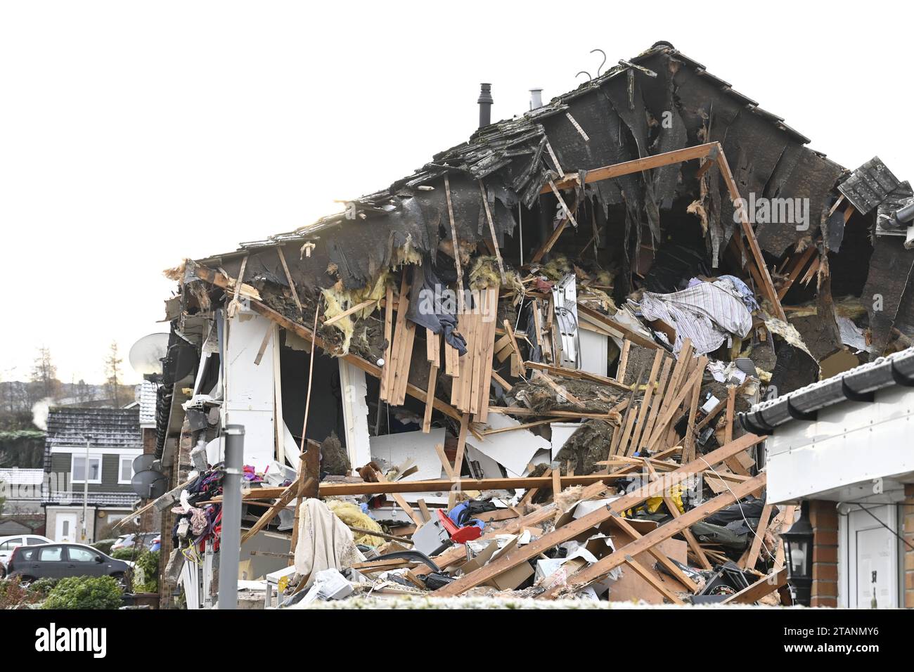 The scene on Baberton Mains Avenue, Edinburgh, after an 84-year-old man ...