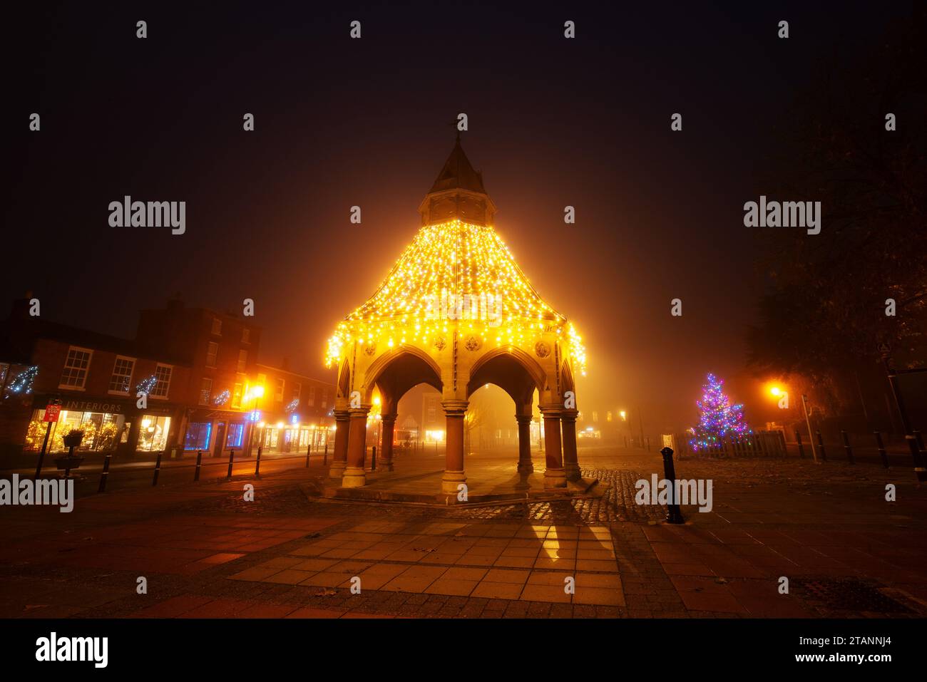 Bingham, Nottinghamshire, UK. 2nd December 2023. The Buttercross in the ...