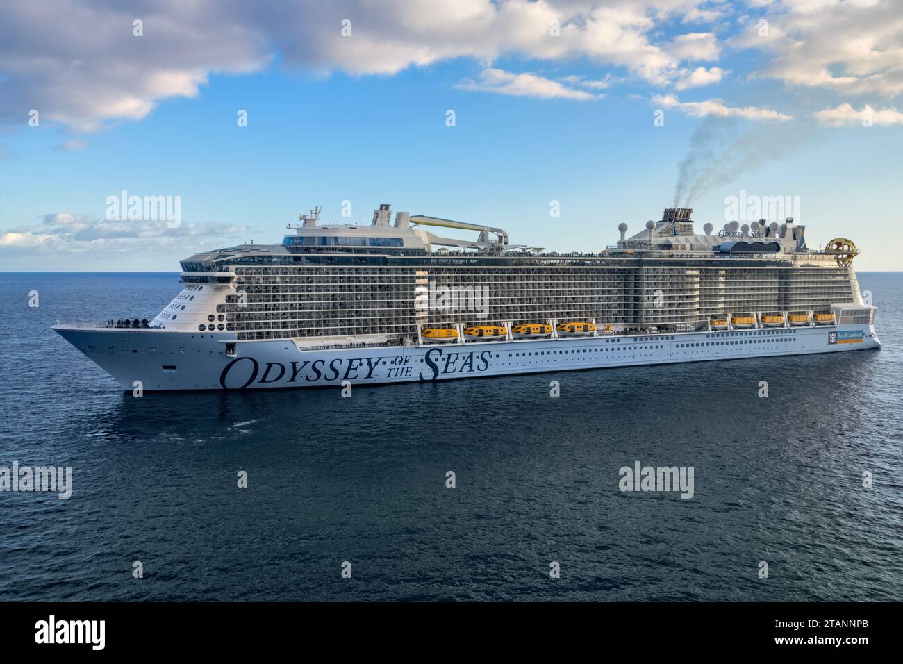 Royal Caribbean Odyssey of the Seas Cruise Ship arriving Funchal ...