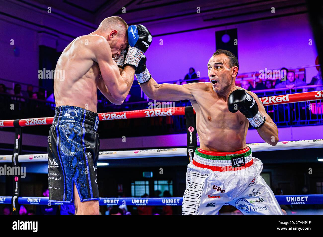 LONDON, UNITED KINGDOM. 01 Dec, 2023. Gavin Gwynne vs Emiliano Marsili ...