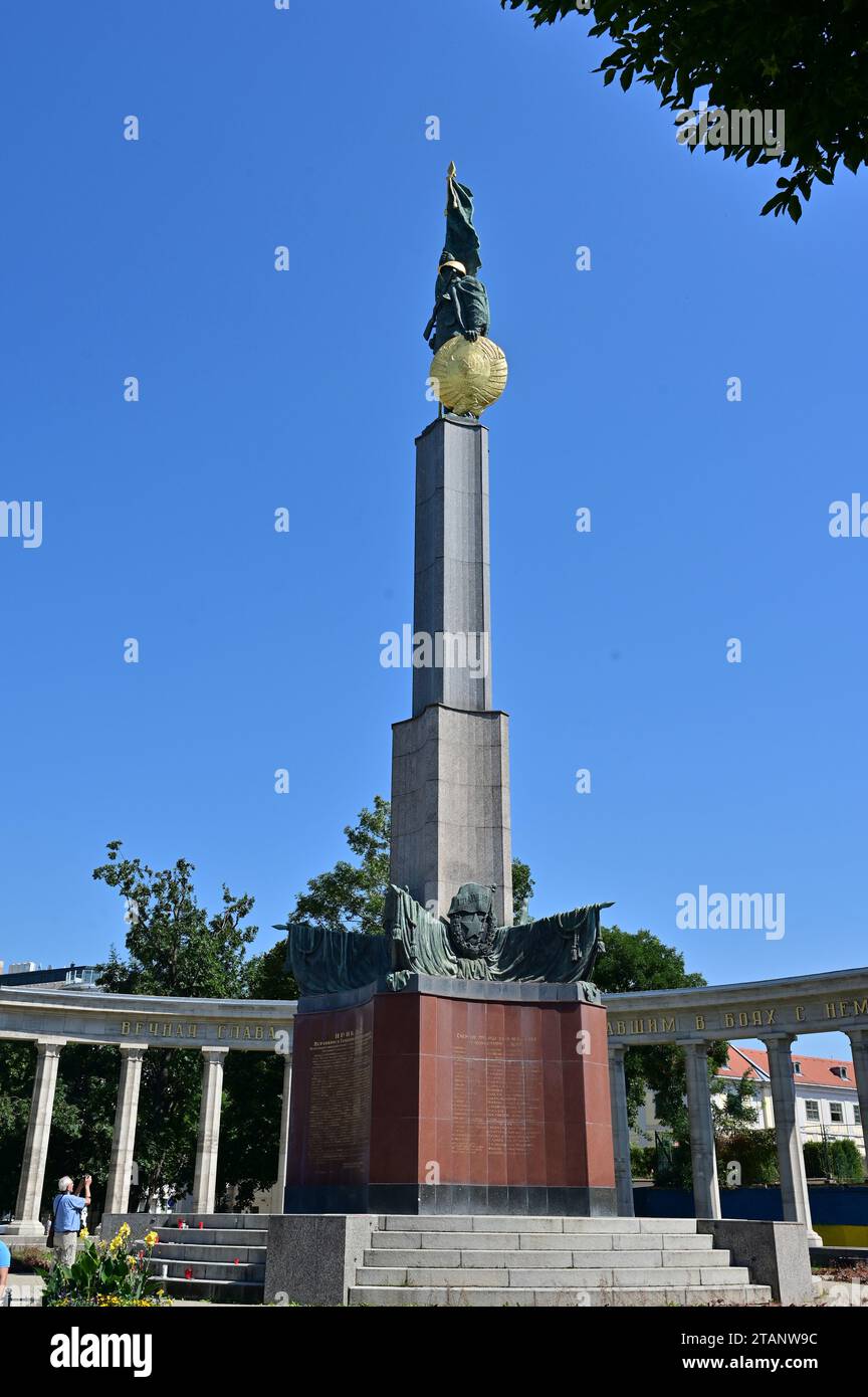 Heroes' Monument of the Red Army, so-called Russian Monument or ...