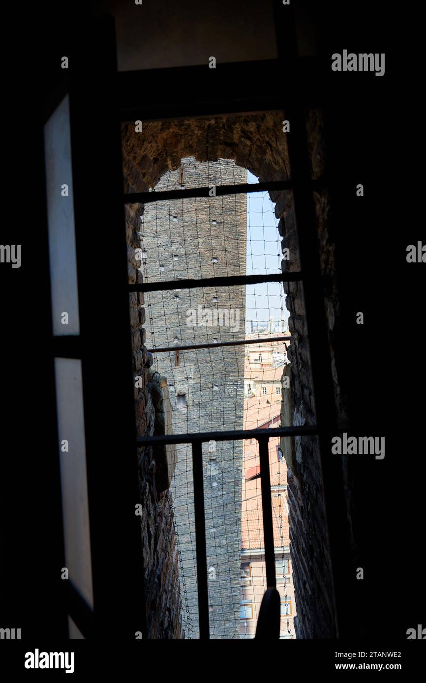 From leaning towers hi-res stock photography and images - Alamy