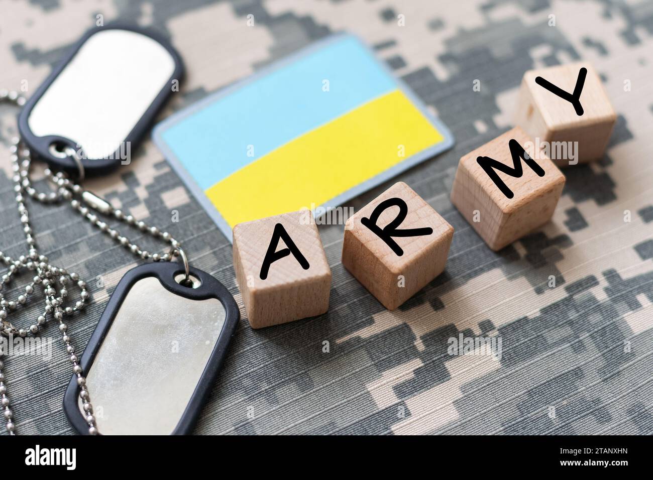 Ukrainian soldier combat gear hi-res stock photography and images - Alamy