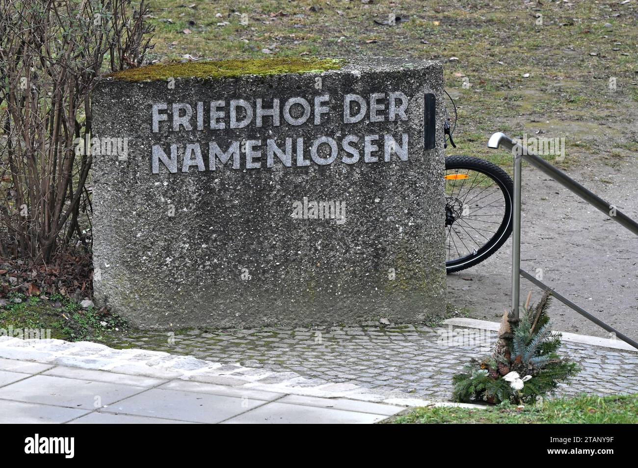 Albern hi-res stock photography and images - Alamy