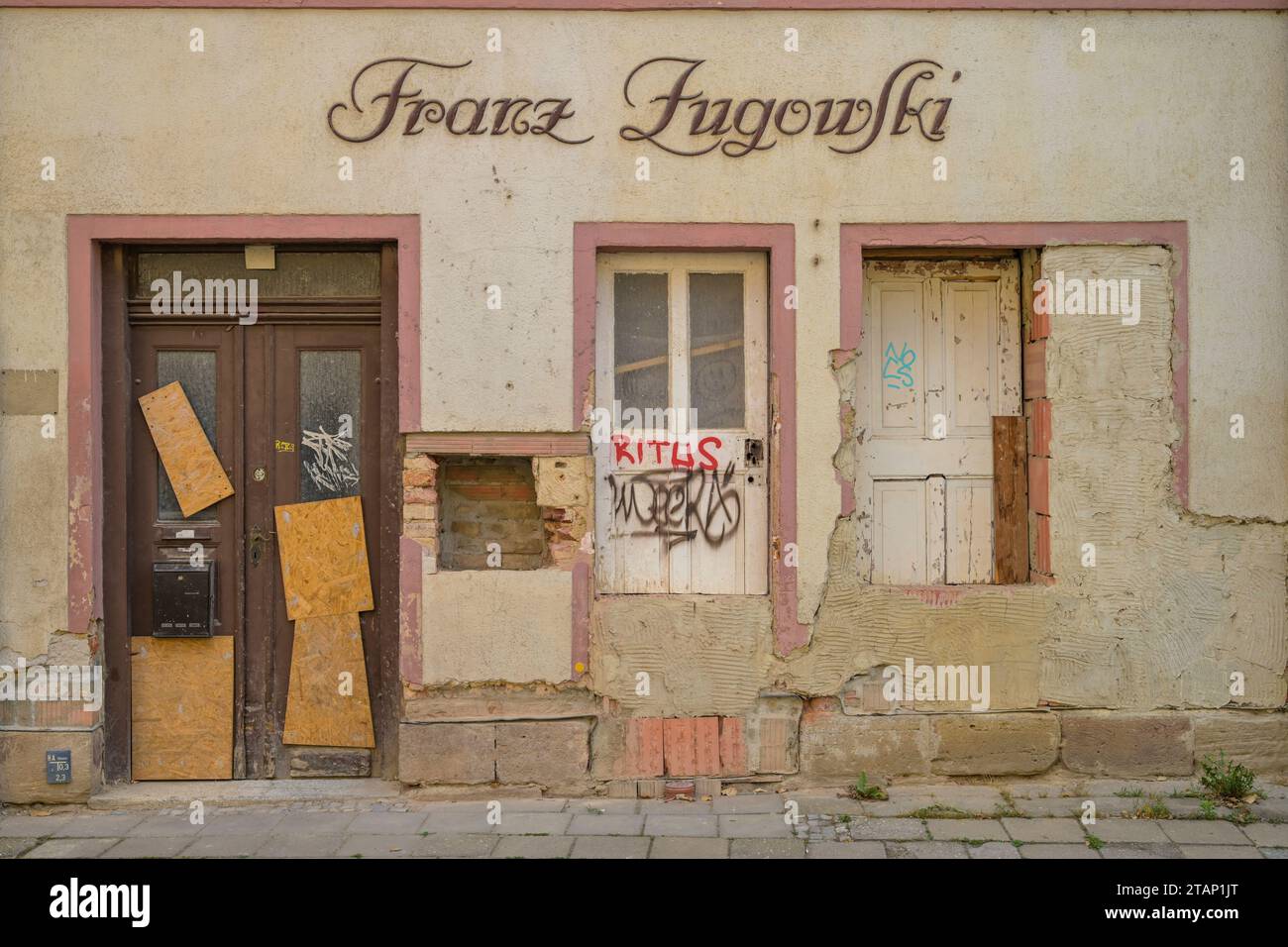 Geisterhaus, Ruine, Windmühlenstraße, Naumburg, Sachsen-Anhalt ...