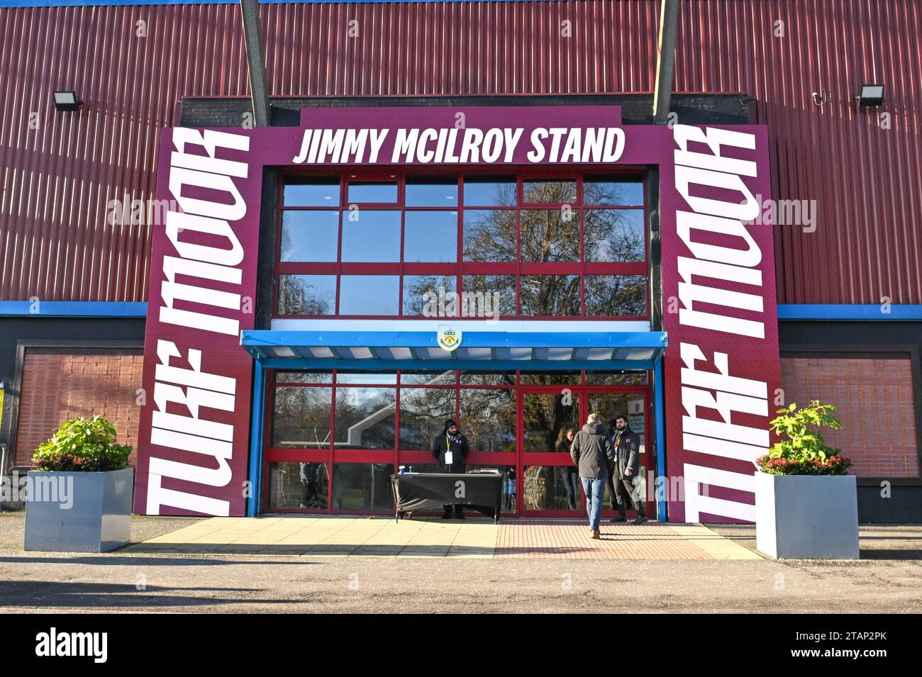 Turf Moor, Burnley, Lancashire, UK. 2nd Dec, 2023. Premier League ...
