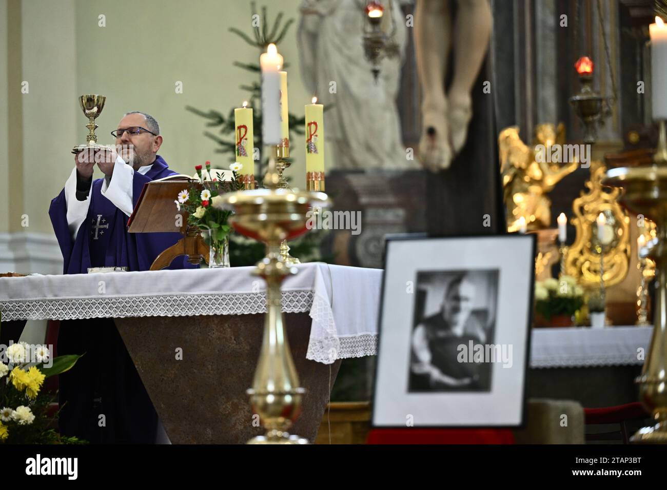 Hejnice Czech Republic 02nd Dec 2023 Mass For Former Czech Foreign