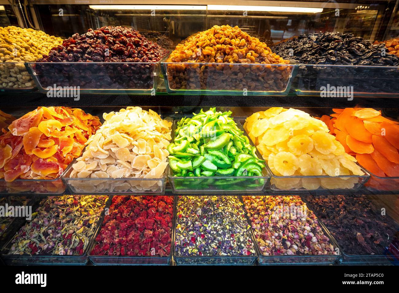 Turkish delights Bazaar store in Istanbul view, famous food of Turkey ...