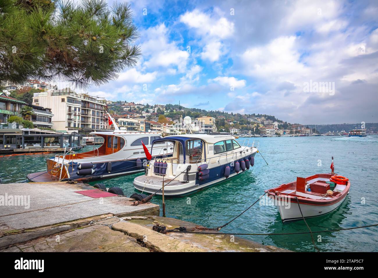 Bebek mosque hi-res stock photography and images - Alamy