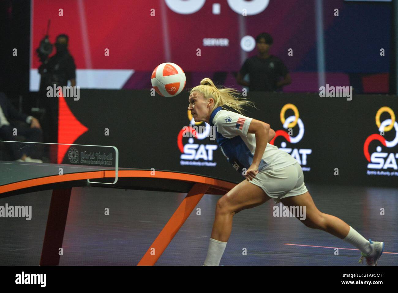 Bangkok, Thailand. 2nd Dec, 2023. Carolyn Greco returns the ball during ...