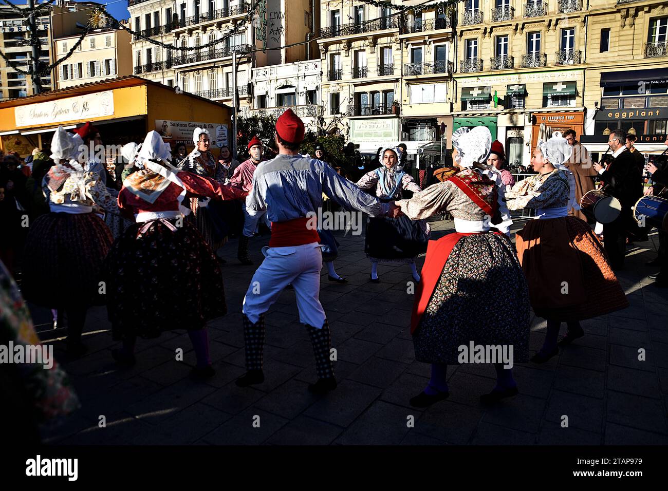 Provençal costumes hi-res stock photography and images - Alamy