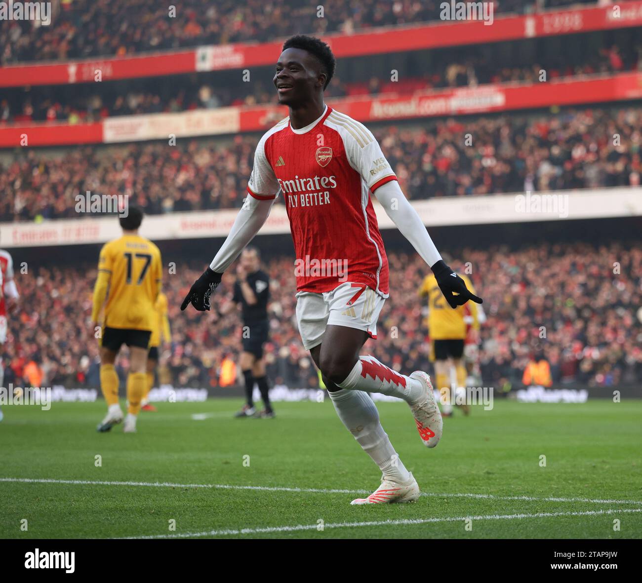 Bukayo saka arsenal 2023 goal hi-res stock photography and images - Alamy