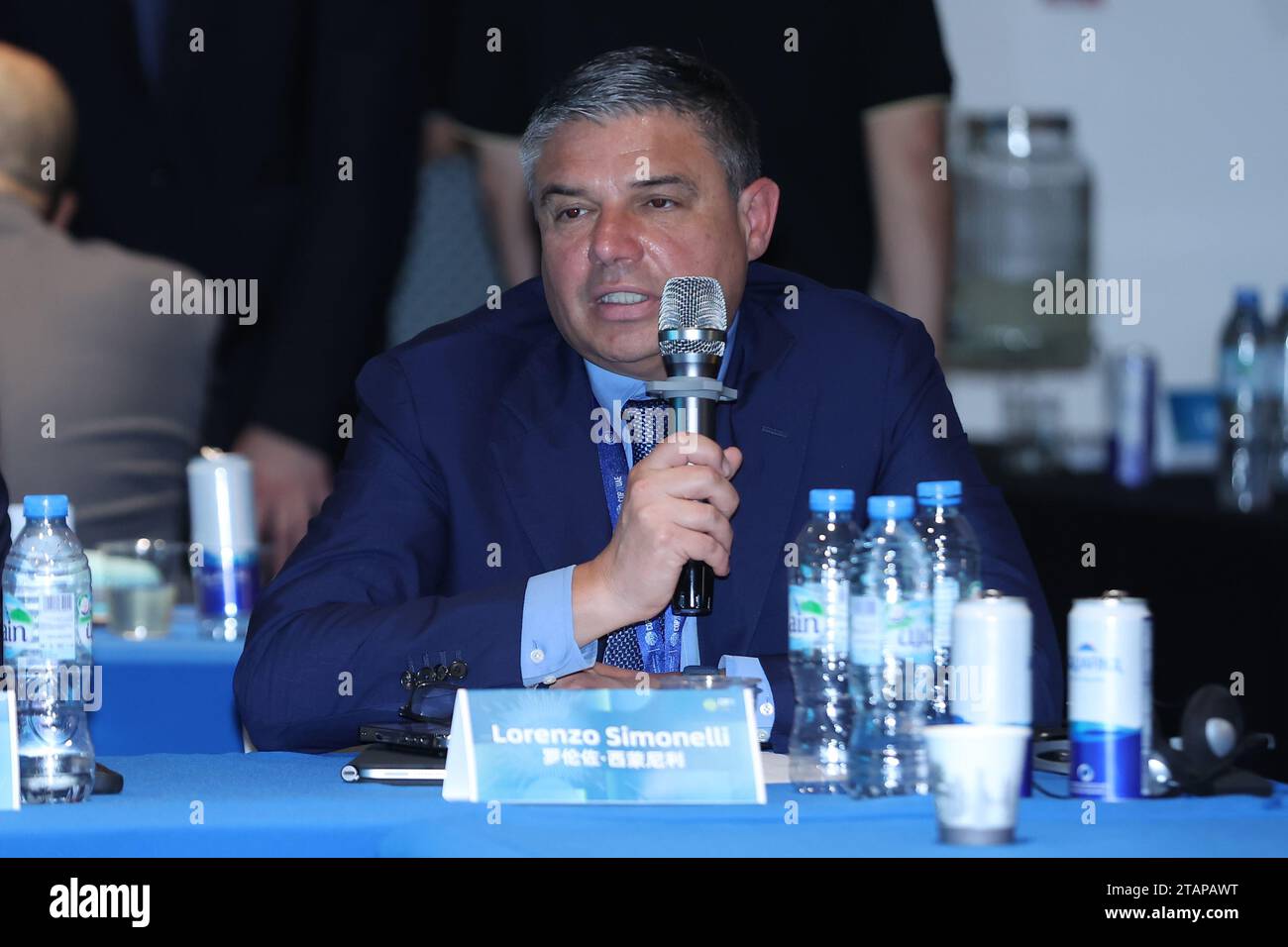 (231202) -- DUBAI, Dec. 2, 2023 (Xinhua) -- Lorenzo Simonelli, chairman ...