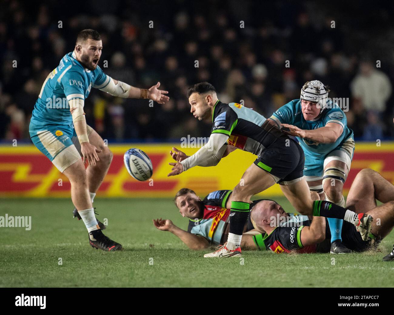 Sale sharks flag hi-res stock photography and images - Alamy