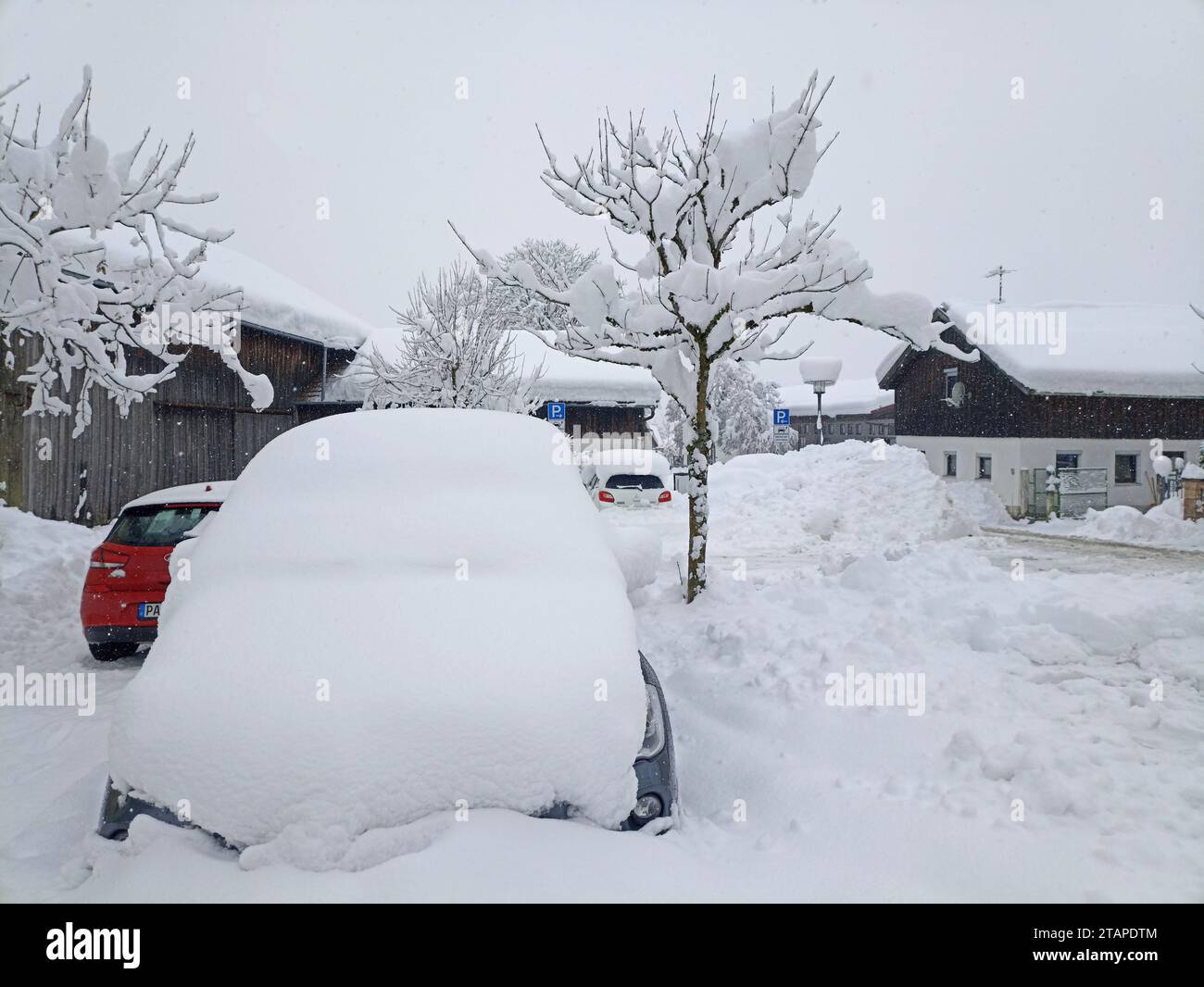 Snow in germany december 2023 hi-res stock photography and images - Alamy