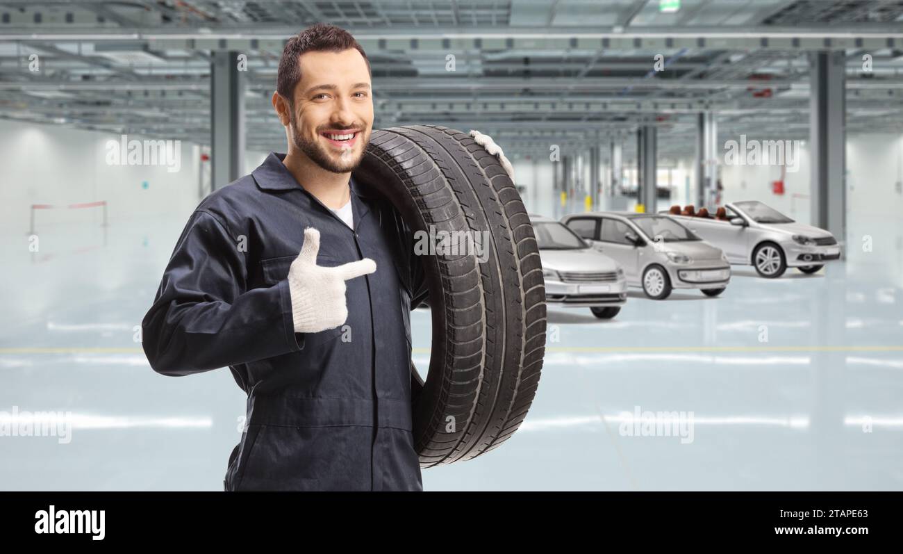 Car manufacturing hi-res stock photography and images - Alamy