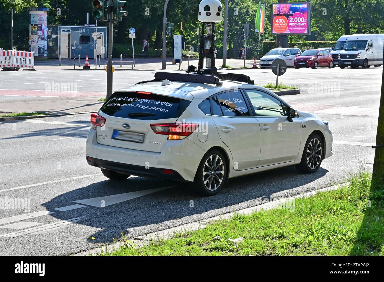 An Apple Maps Street View vehicle in Hamburg Stock Photo - Alamy
