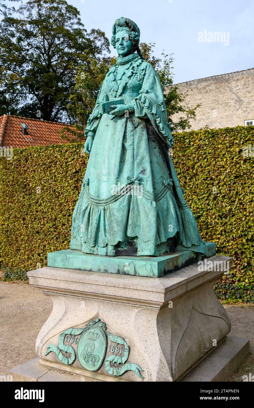 Copenhagen, Denmark: Statue of Caroline Amalie of Schleswig-Holstein ...