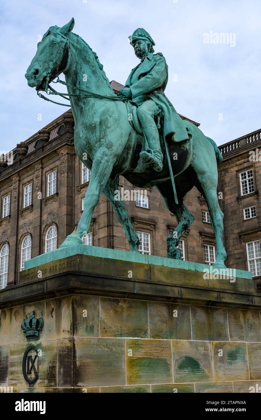 Christian ix palace copenhagen hi-res stock photography and images - Alamy