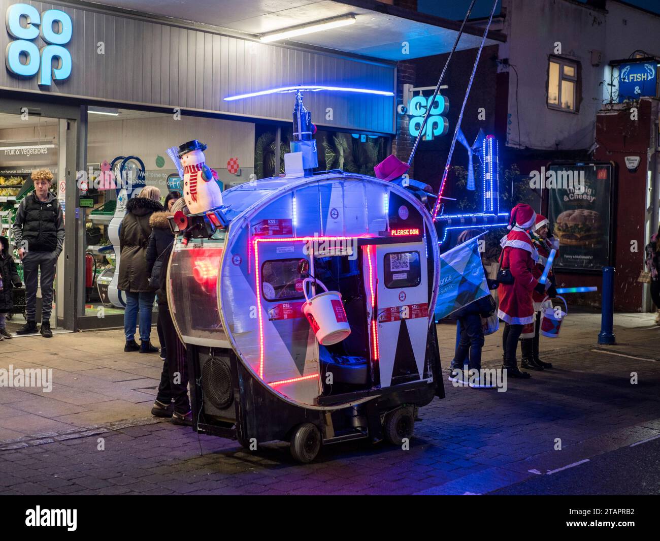Sheerness, Kent, UK. 2nd Dec, 2023. The annual Christmas Lantern Parade ...