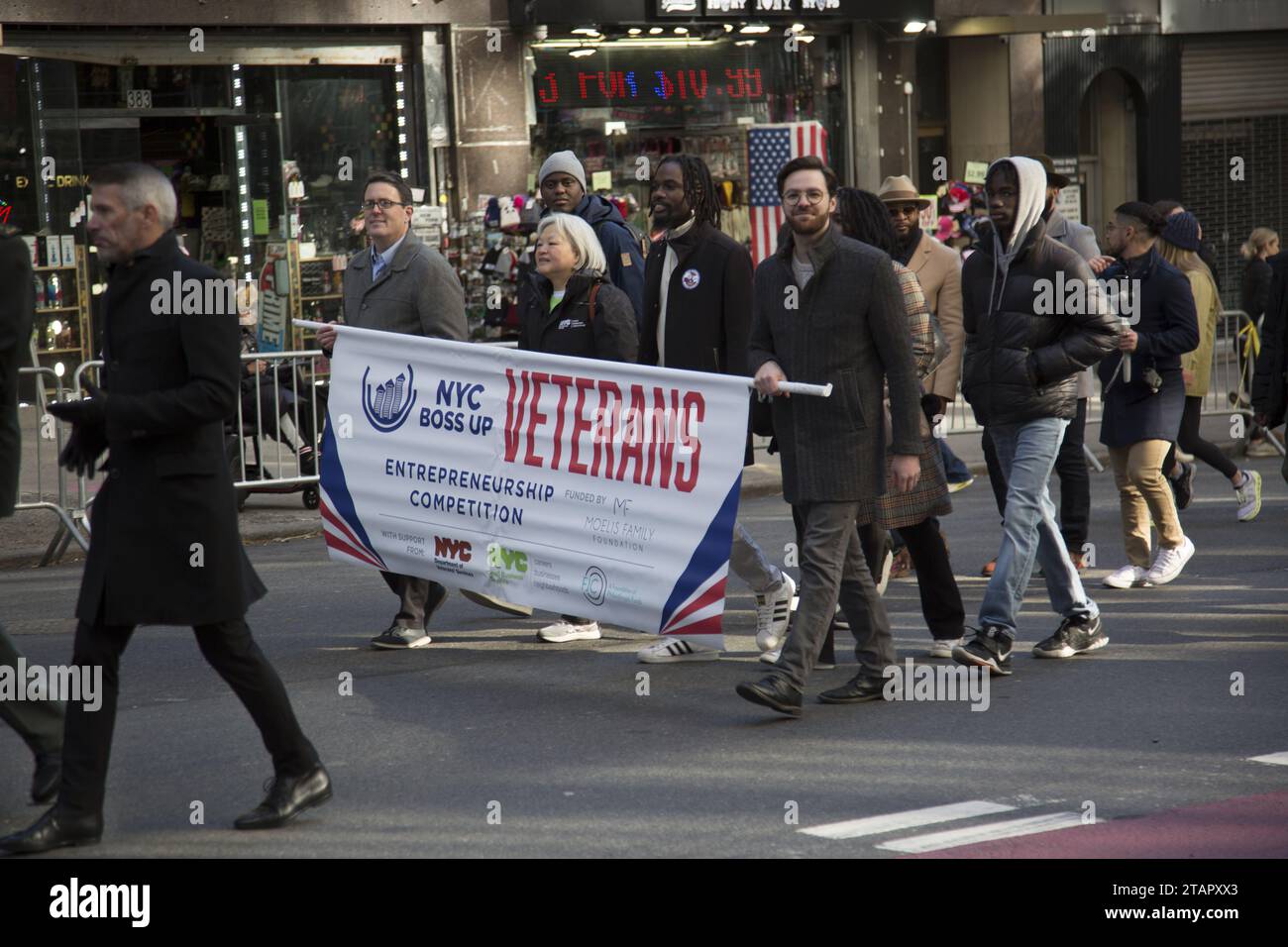Tens of thousands marched in the New York City Veterans Day Parade ...