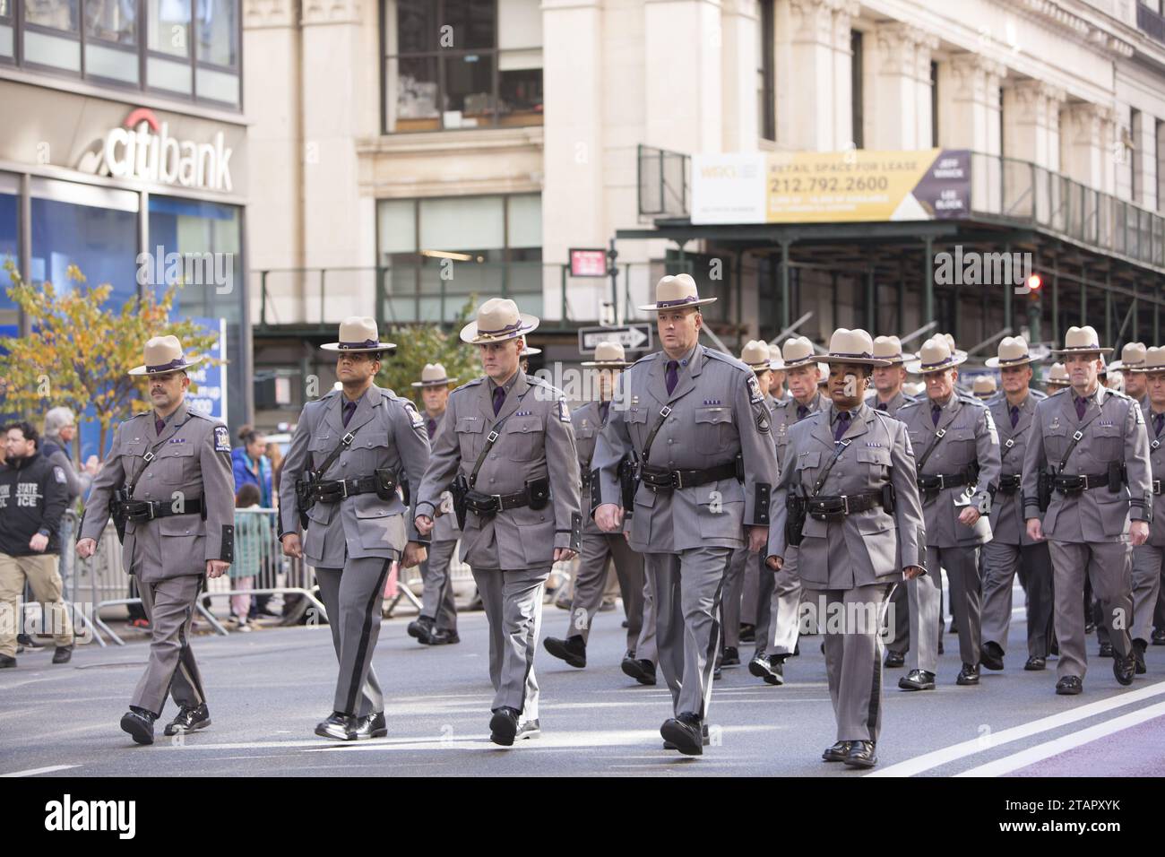 Tens of thousands marched in the New York City Veterans Day Parade ...