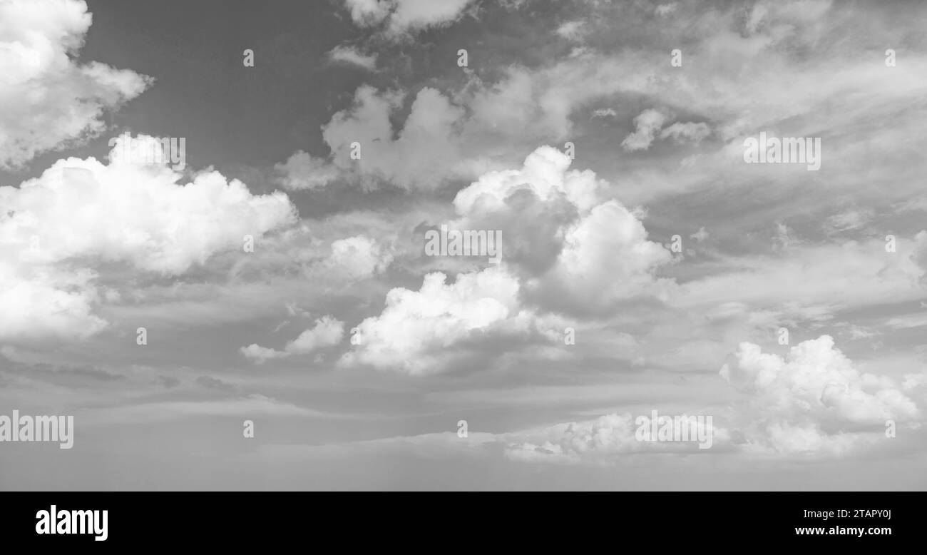 cloudscape of cloud in sky overcast backdrop. photo of cloudscape of ...