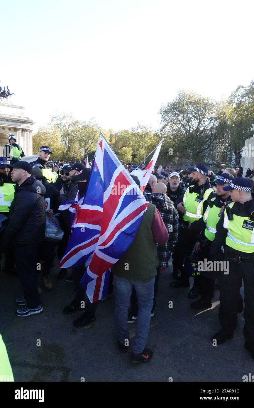 Counter Protest by Nationalists gather before the Pro Palestine ...