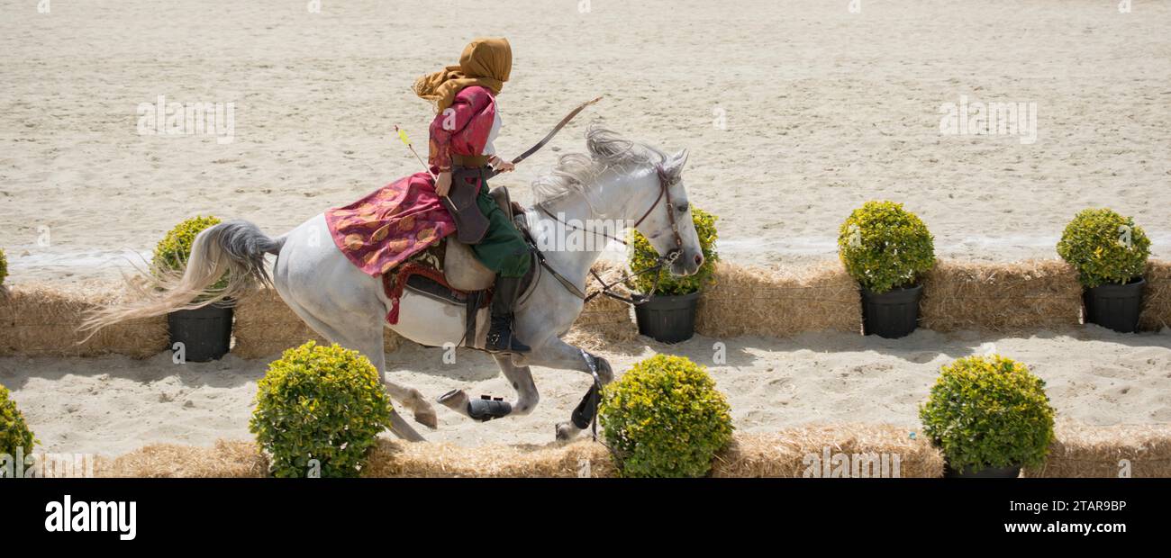 Ottoman archer riding and shooting on horseback Stock Photo - Alamy