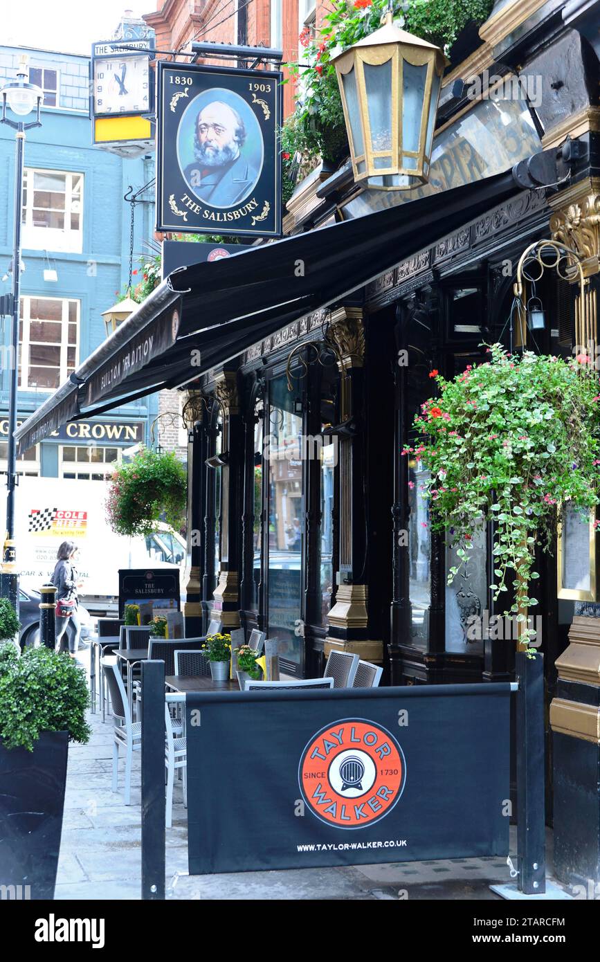 The Salisbury, Pub, Covent Garden, London, London Region, England ...