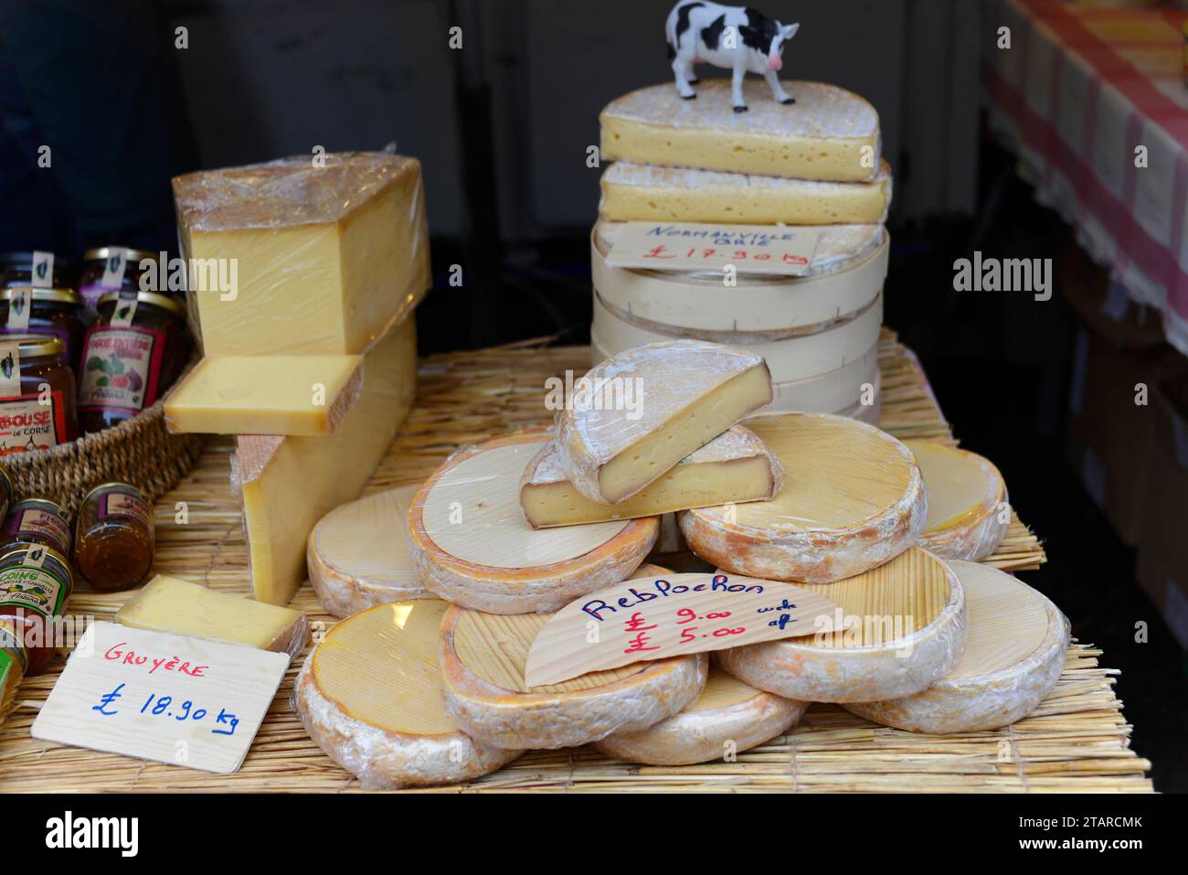 Stand london hi-res stock photography and images - Alamy