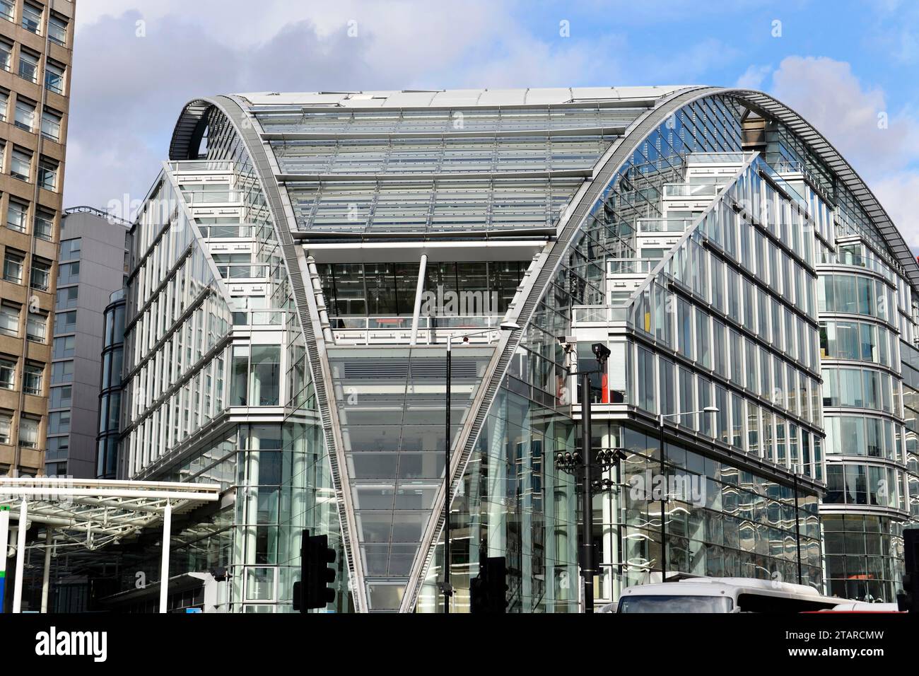 Close up london architecture hi-res stock photography and images - Alamy