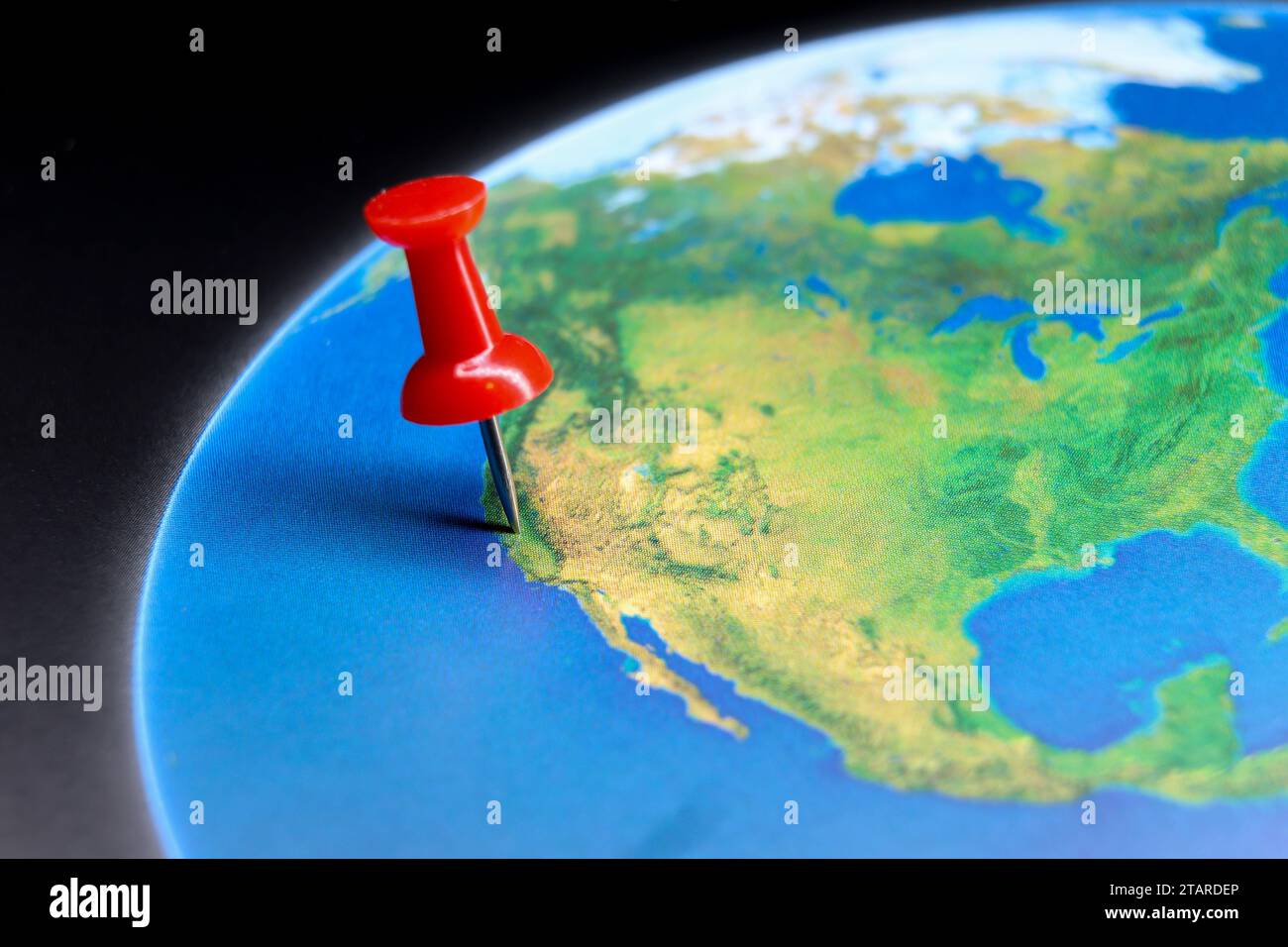 California pin on a globe map Stock Photo - Alamy
