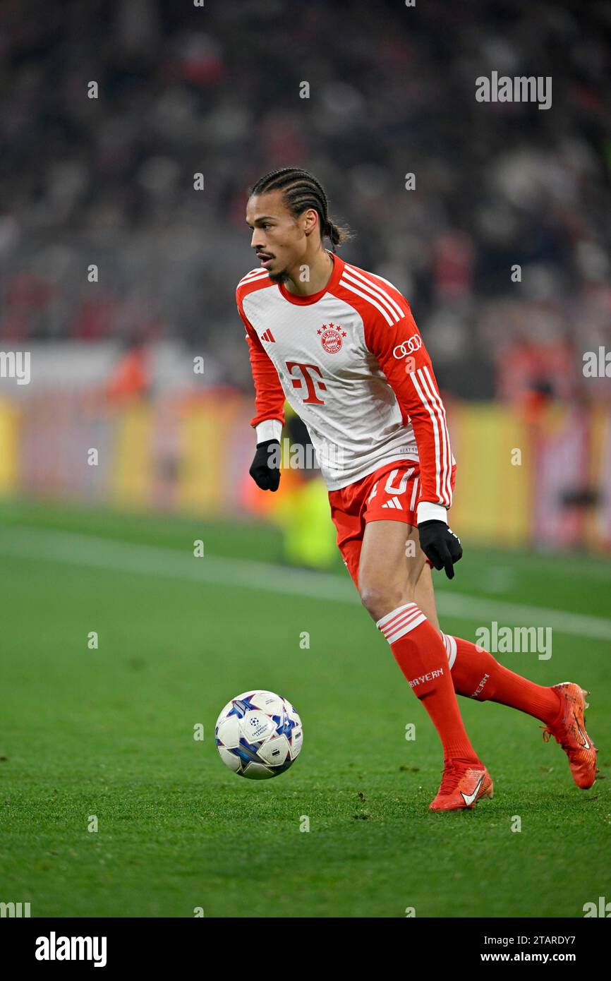 Leroy Sane FC Bayern Muenchen FCB (10) on the ball Champions League ...