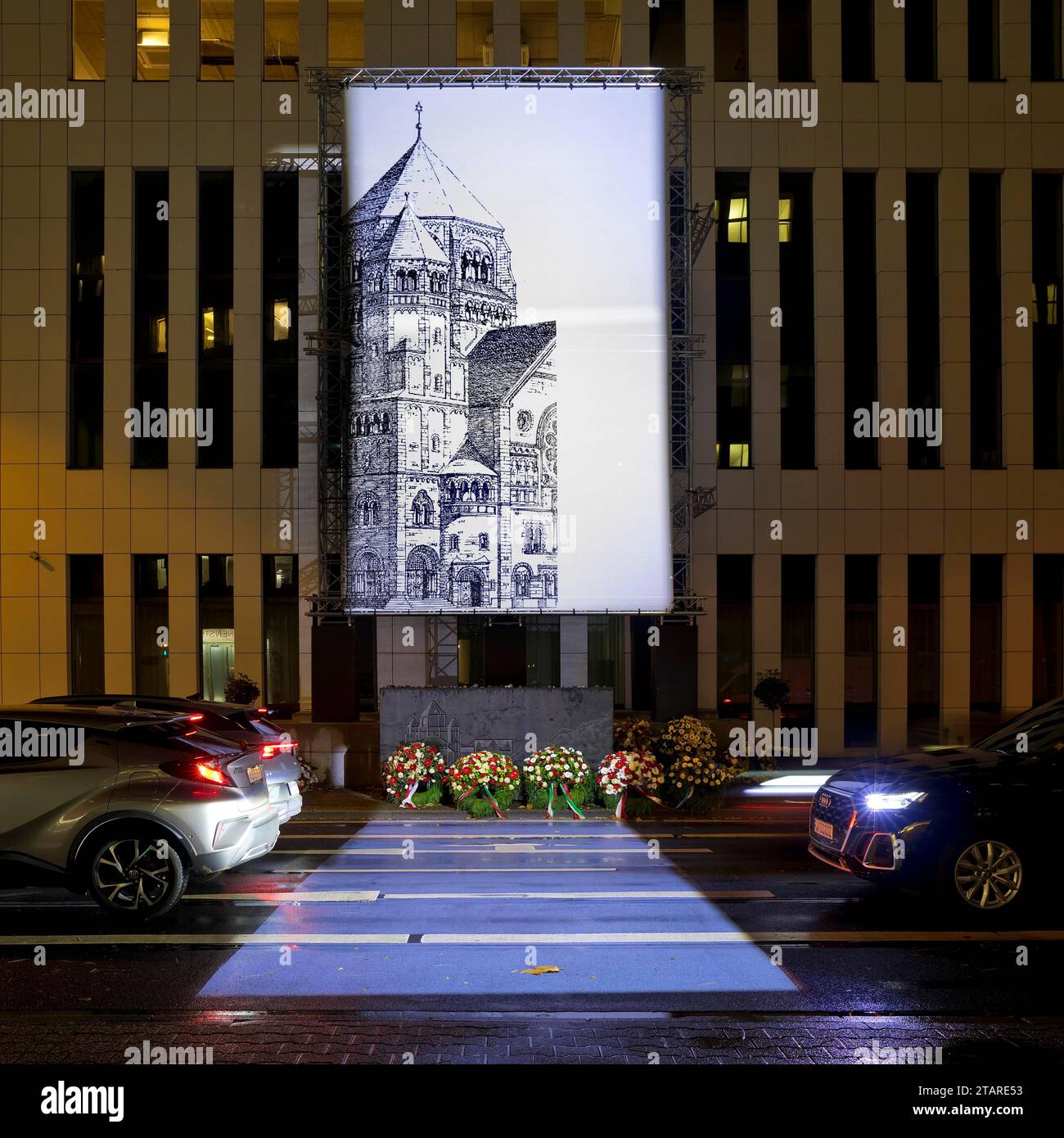 Light installation by Mischa Kuball entitled missing link at the site ...